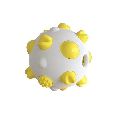 Cina 2021 Durable Interactive Dog Puzzle Toothbrush Toy Bite Resistant Ball Pet Chew Toys in vendita