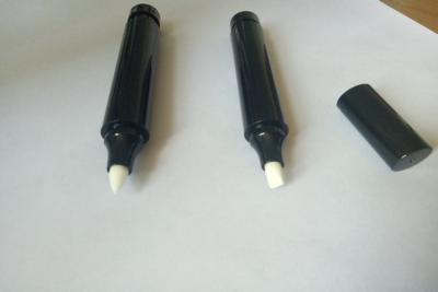 Chine Les cosmétiques féminins crayon épais, crayon vide en PP OEM à vendre
