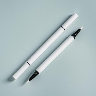 中国 空き 2 in 1チューブ プライベート・レーベル ロゴ 黒のアイラインペンシル カスタムアイライン液体アイライン容器 販売のため