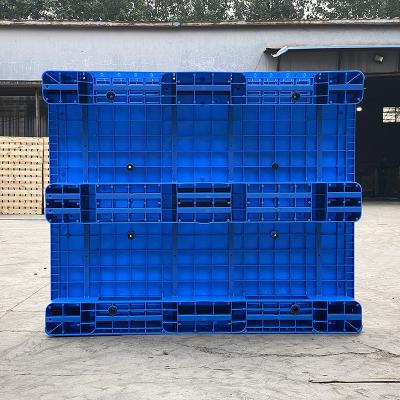 China Hochleistungs-Kunststoffpalette mit 3 Kufen und offenem Deck zu verkaufen