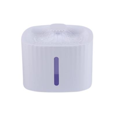 Κίνα 3L Cat Water Dispenser Ηλεκτρικό σιντριβάνι για κατοικίδια ζώα Αντιξητικό φίλτρο καψίματος Σιντριβάνι μέσου προς πώληση