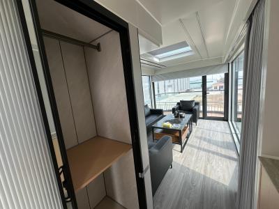 Container Houses for Outdoor Capsule House Tiny Resort Hotel Space Capsule