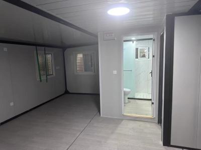 Aluminum Window 3 Bedrooms Portable Prefabricated Expandable Container House for