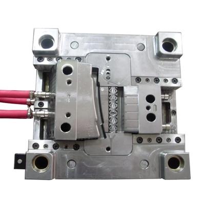 Cina OEM Custom Plastic Injection Molding Services 1500mm Max Mold Height in vendita