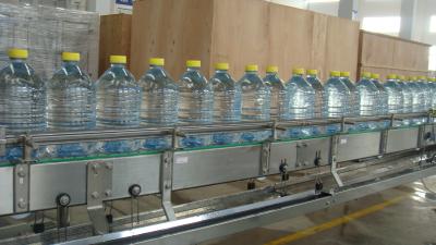 Cina Vino completamente automatico/attrezzatura di stabilimento di imbottigliamento pura dell'acqua potabile 50HZ/60HZ in vendita