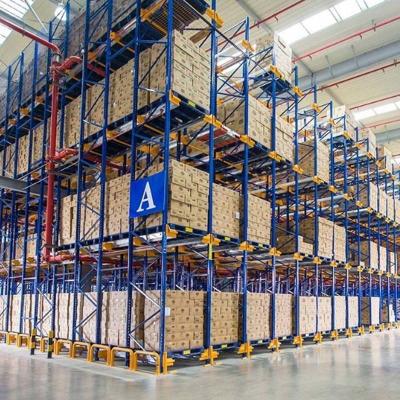 China 2-7 Levels Steel Drive In Racking Heavy Duty Pallet Racking System Customized Depth for sale
