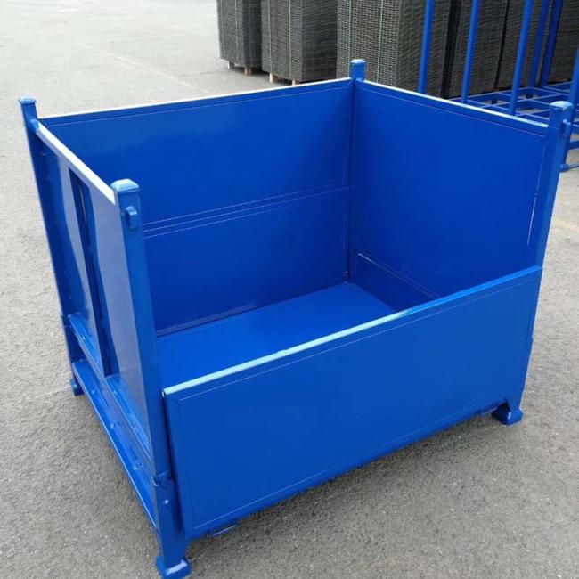 Grid Material Box in folded position