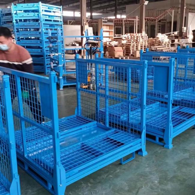 Heavy-duty metal storage container