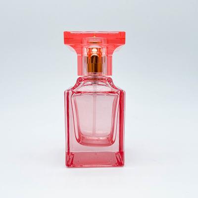 Cina 50ml 1oz 2oz Perfume Spray Bottles Aluminum Plating Cap Oem Odm in vendita