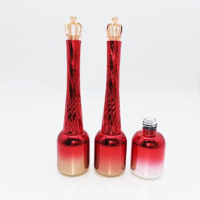 Cina Bottiglie UV creative dello smalto del gel del manicure 15ml con il cappuccio e la spazzola in vendita