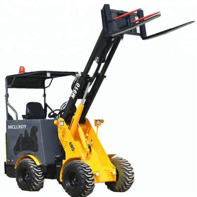 Cina 10 motore Mini Telescopic Bale Loader di km/ora 33kw Yanmar in vendita