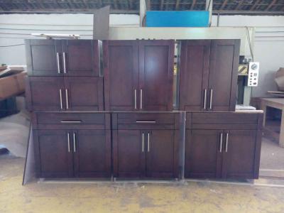 China El armario de cocina de madera sólida de la cereza, armario de cocina común, alista para enviar al armario de cocina en venta