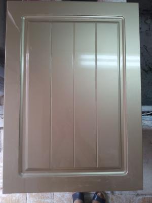 China laquee la puerta de armario de cocina, puerta de gabinete europea del estilo, puerta de gabinete aumentada de la laca en venta