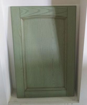 China El panel de la puerta de madera sólida del roble, puerta de armario de cocina superior del arco, puerta de gabinete del estilo rural en venta