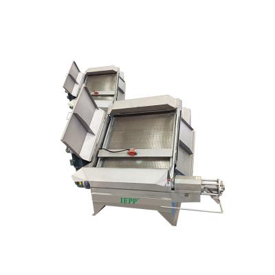 China 304 Stainless Steel Inclined Solid-Liquid Separator Farm Animal Slaughtering Papermaking Manure Water Treatment Pump PLC Core for sale