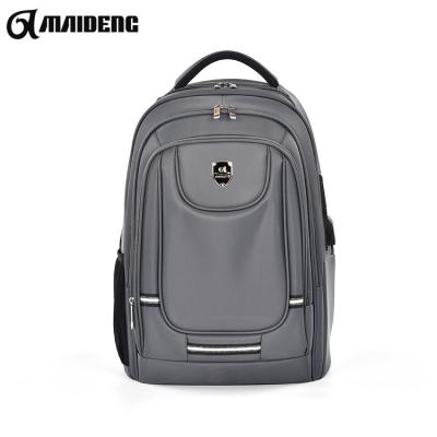 Chine Usb fait sur commande de logo chargeant le sac à dos de conception moderne extérieur, faisant des emplettes, voyage à vendre