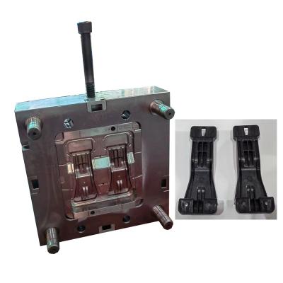 Cina LKM CNC Machined Plastic Tooling Injection With Mould Life 000 And Tolerance ±0.01mm in vendita