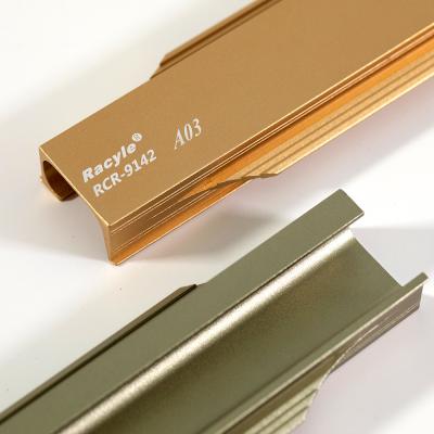 Cina Maniglie di alluminio 897mm resistenti alla corrosione della cucina in vendita