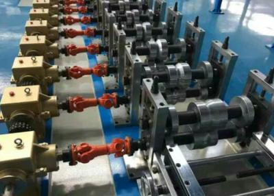 China PU Automatic Rolling Shutter Machine With Flying Saw 39mm Cr12 Cutting Blade for sale