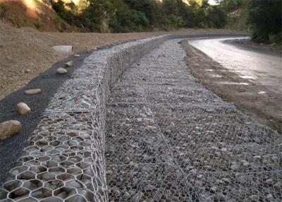 Κίνα Sturdy Corrosion Resistant Welded Wire Gabion Baskets for Infrastructure Protection προς πώληση