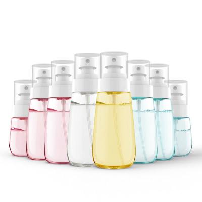 Cina bottiglie cosmetiche gialle della pompa della lozione del corpo della bottiglia dello spruzzo della radura di 60ml 100ml PETG in vendita
