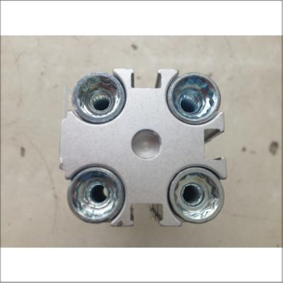 Cina Festo ADVU-20-5-A-P-A cilindro pneumatico compatto cilindro di olio con 20 mm di diametro del pistone e 5 mm di corsa per industria in vendita