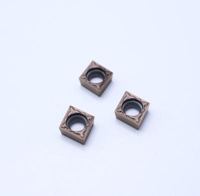 Chine Résistance à la fracture outil de tournage Cermet insère une bonne douceur de surface CCMT09T302-1PP PV2110 à vendre
