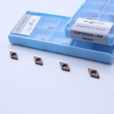 Chine Insert de tournage de cermet indexable, insert de tournage interne revêtu de PVD, défonceur de copeaux de finition DCMT070204, couleur bronze à vendre
