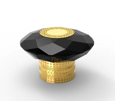 中国 掛かることは亜鉛合金ZamakをめっきしてEcoの友好的な包装のための帽子に香りをつける 販売のため