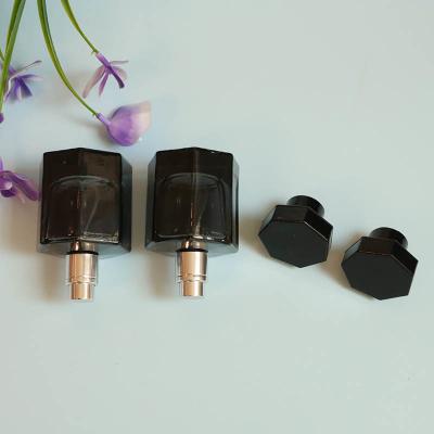 China 30ML High-End Perfume Bottle Delicate Portable Perfume Sub Bottle Cosmetics Sub Bottle Glass Empty Bottle for sale