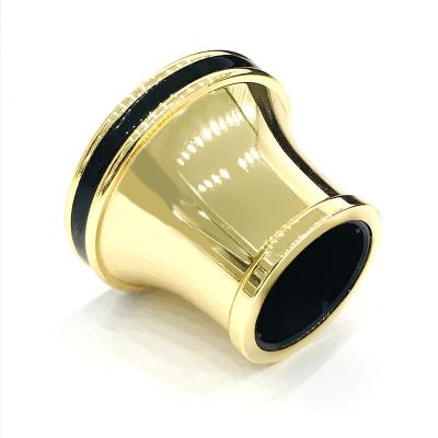 China Klassische Gold-Farbe mit Aluminiumparfümflasche-Kappen schwarze Farbe-Zamak zu verkaufen