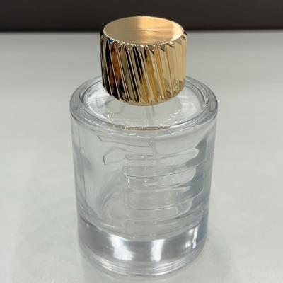 Cina ISO9004 Glossy Zamak Perfume Cover con quantità minima di ordinazione 10000pcs e più in vendita