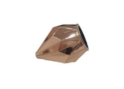 Cina Cappucci per profumi Zamak semplici ed eleganti in vendita