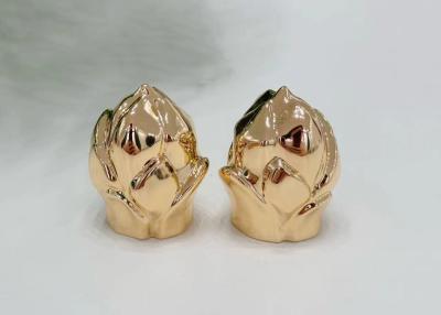 Cina Cappuccio per profumi in metallo a forma di fiore Zamak Cappuccio per profumi con lega di zinco di fascia alta in vendita