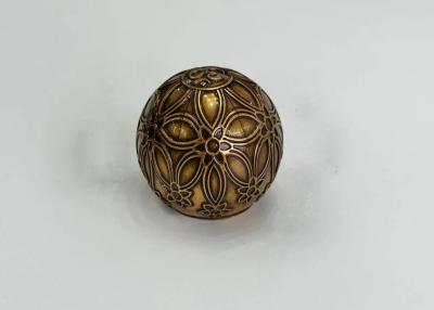 Cina Squisiti cappucci rotondi in oro Zamak per profumi in lega di zinco Copri bottiglie di profumi in vendita