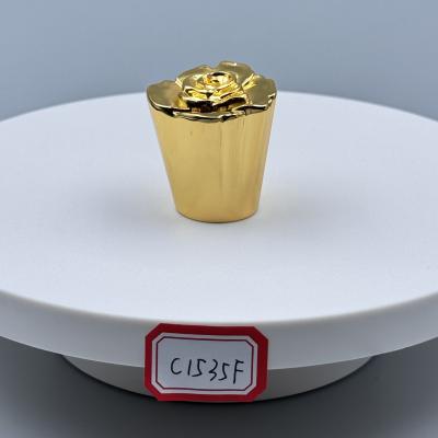 Китай Высококачественные металлические цинковые сплавы Замак для парфюмерных капсул для индивидуальной и элегантной упаковки ароматических напитков продается