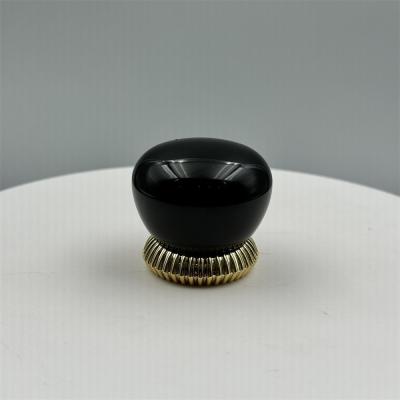 China Eco-Friendly Perfume Caps With Platingantique Brass Sustainable Luxury for sale