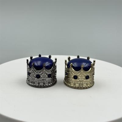 China Environmental Crown Shaped Plastic Perfume Cap Universal Compatibility Customization For Sustainable Luxury for sale