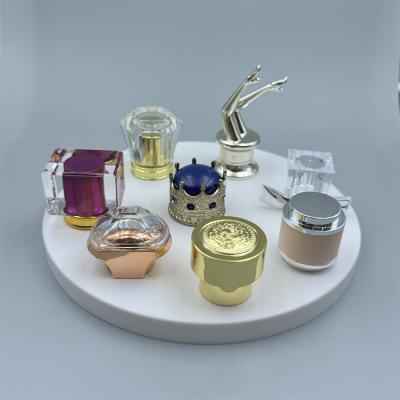 China FEa15 Model Plastic Perfume Bottle Cap with 15 mm Inside Diameter and Non Spill Design for sale