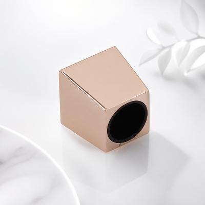 China Gold Color Zinc Alloy Customizable Perfume Bottle Cap and Zamak Perfume Cover for Luxury Fragrances for sale
