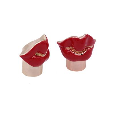 China Customize Size Zamak Perfume Cap Closures Zamac Cap Mouth Lip Shape for 15mm bottles for sale