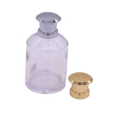 Cina Il modo magnetico della copertura del profumo dei cappucci del profumo di Zamak del metallo dell'oro personalizza in vendita