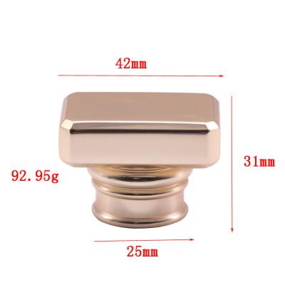 China Eco Friendly Zinc Alloy Hanging Plating RoHs Perfume Spray Caps for sale
