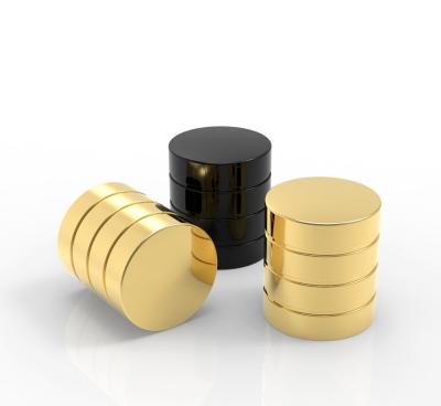China Ready Mold New Design Zamac Perfume Cap Gold Color For Bottles for sale