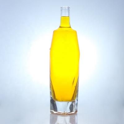 Cina Bottiglie di liquore in vetro da 750 ml con tappo in alluminio e vetro di pietra La scelta più popolare in vendita