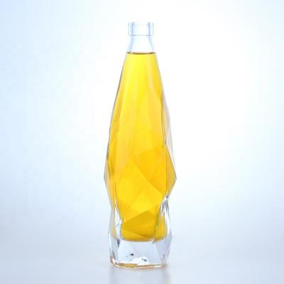 Cina Bottiglie di liquore in vetro da 750 ml con tappo in alluminio e vetro di pietra La scelta più popolare in vendita