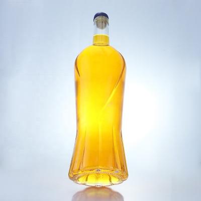 Cina Squisito design 750 ml bottiglia di vodka liquore trasparente con materiale del colletto di vetro di sughero in vendita