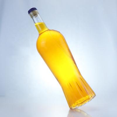 Cina Squisito design 750 ml bottiglia di vodka liquore trasparente con materiale del colletto di vetro di sughero in vendita
