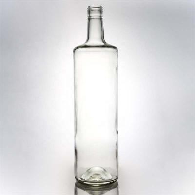 Cina Bottiglia di vetro rotonda di 700 ml per Yuncheng Valiant in vendita