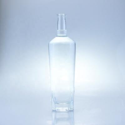 Cina Collare di vetro Bottiglia di vetro per bevande alcoliche 750 ml con sigillo di sughero in vendita